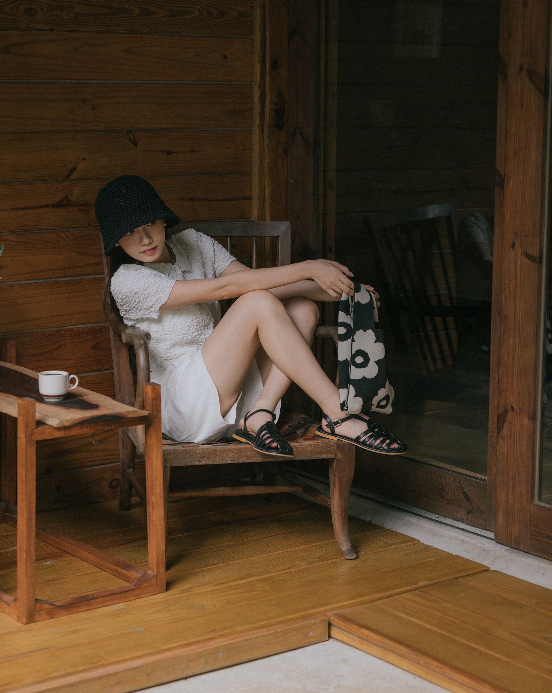 皺皺感翻領排釦短袖上衣 ｜ MEIER.Q 打造簡約永恆感